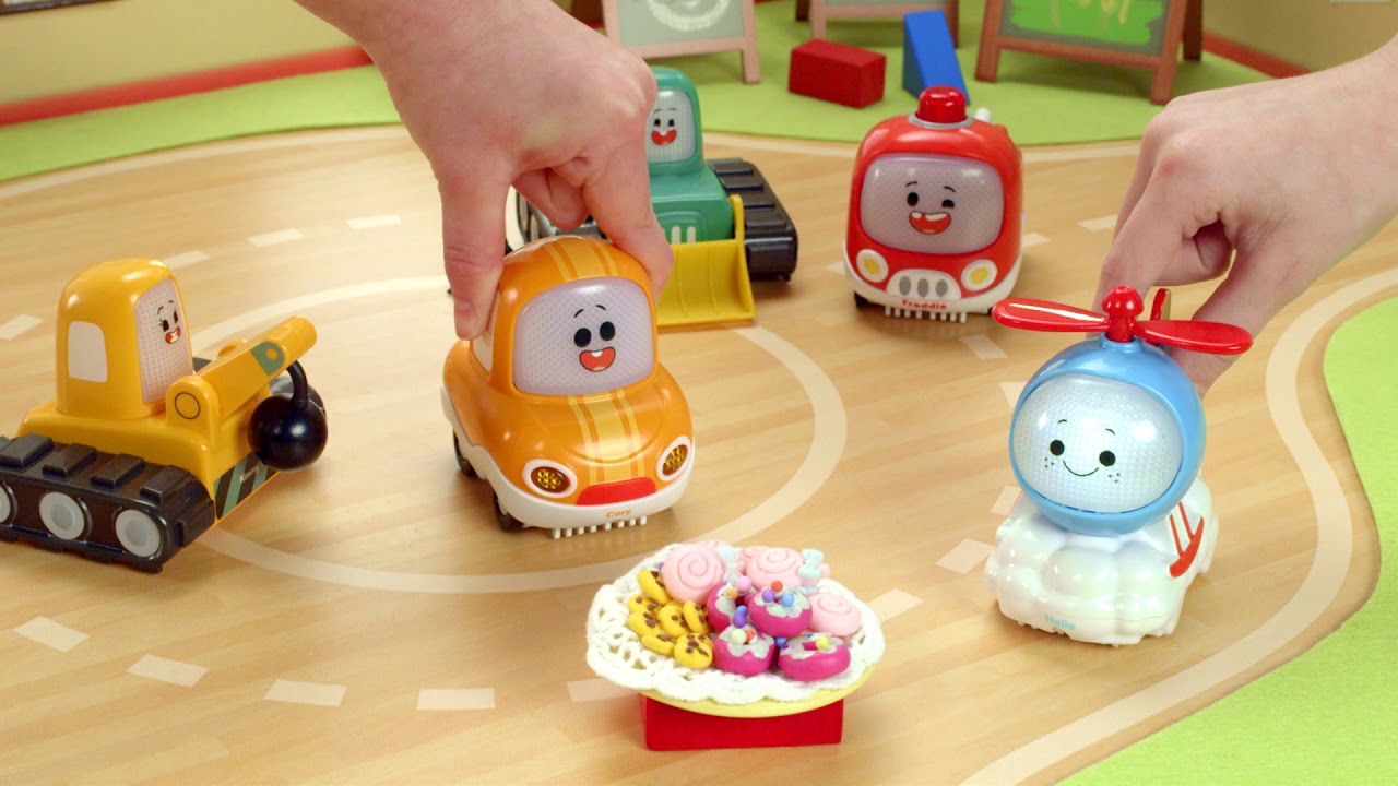 Cory's First Day | Go! Go! Cory Carson™ | Toy Play Video | VTech® - YouTube