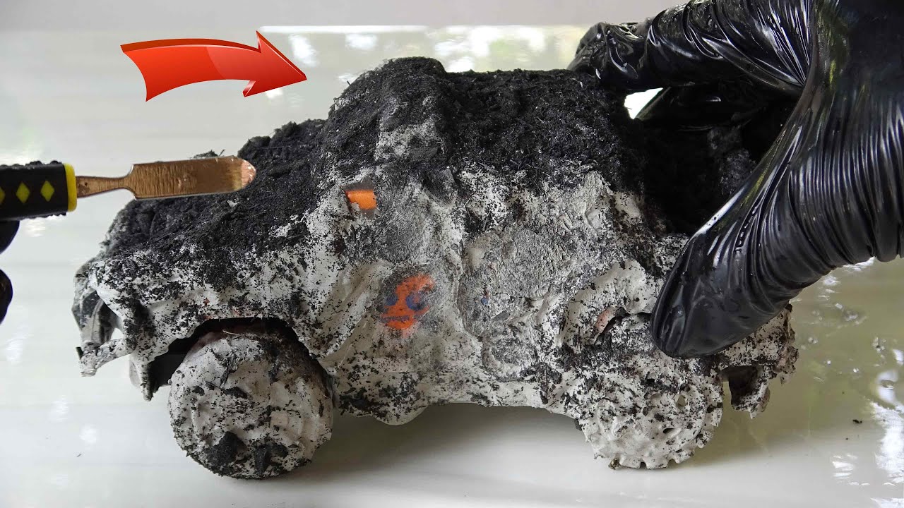 I Cleaned the World's DIRTIEST Toy Police Car - YouTube