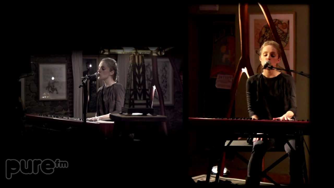 Agnes Obel sur PURE - YouTube