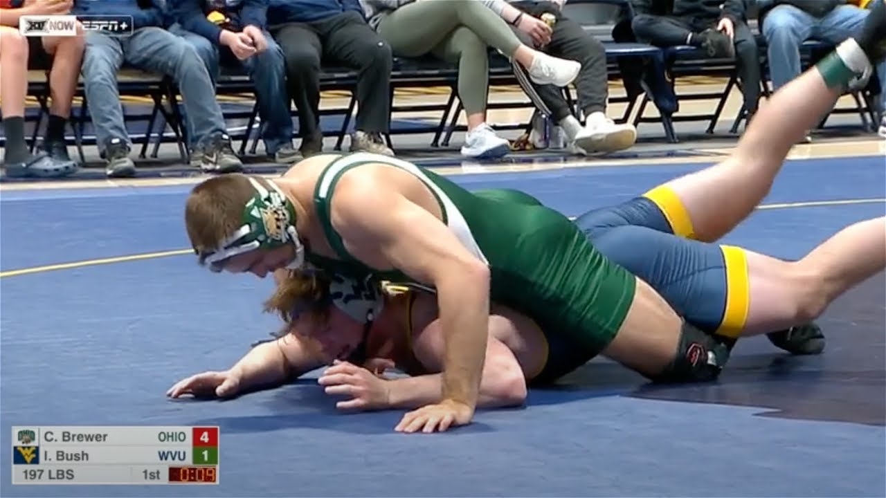 197lbs Carson Brewer (Ohio) vs Ian Bush (West Virginia) - YouTube