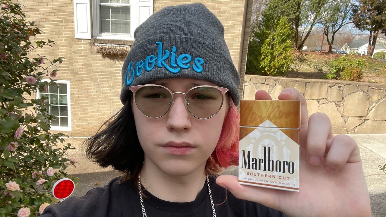 Marlboro Southern Cut Cigarette Review - YouTube