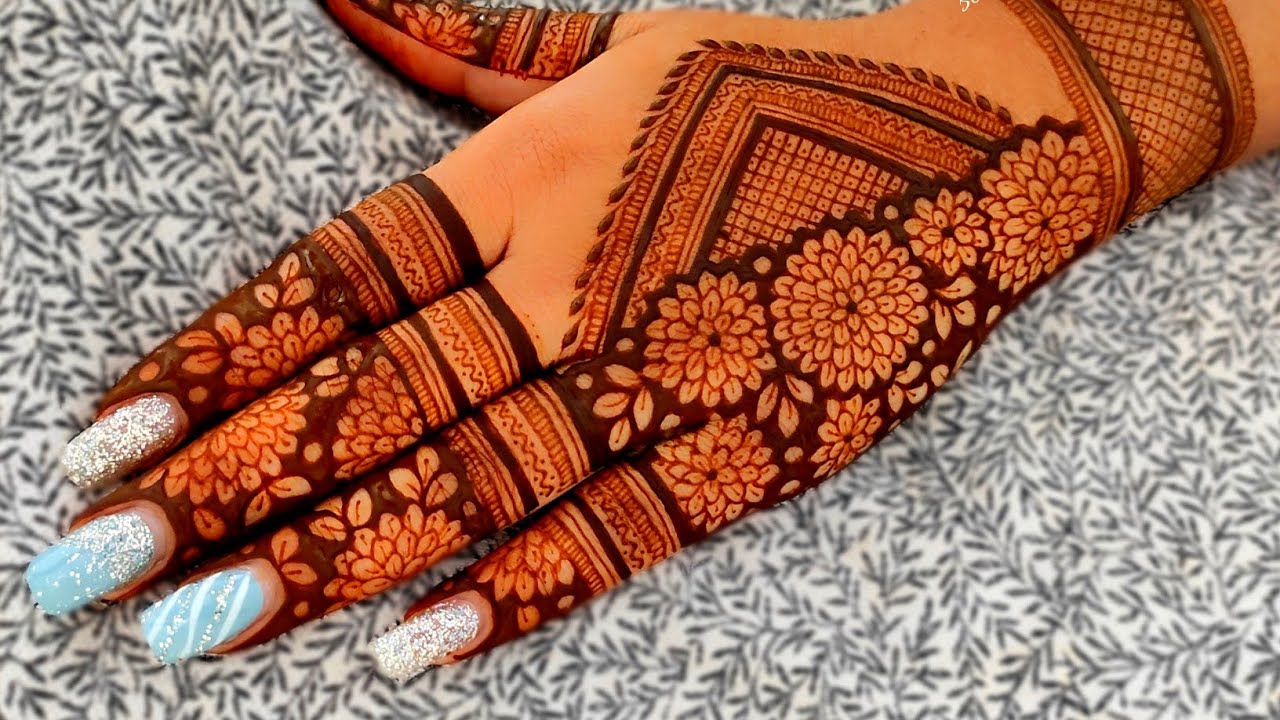 Simple floral bunch mehndi design for back hand| New back hand mehndi ...