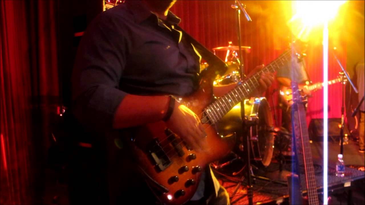 DeLuca Live! Give Up The Funk(Parliament) - 01/31/14 - YouTube