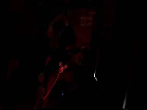 TolgaHan Uzun - Sensiz Ben Nefes Alamam (Rüzgar Zifiri Bar) (Taksim İstiklal)