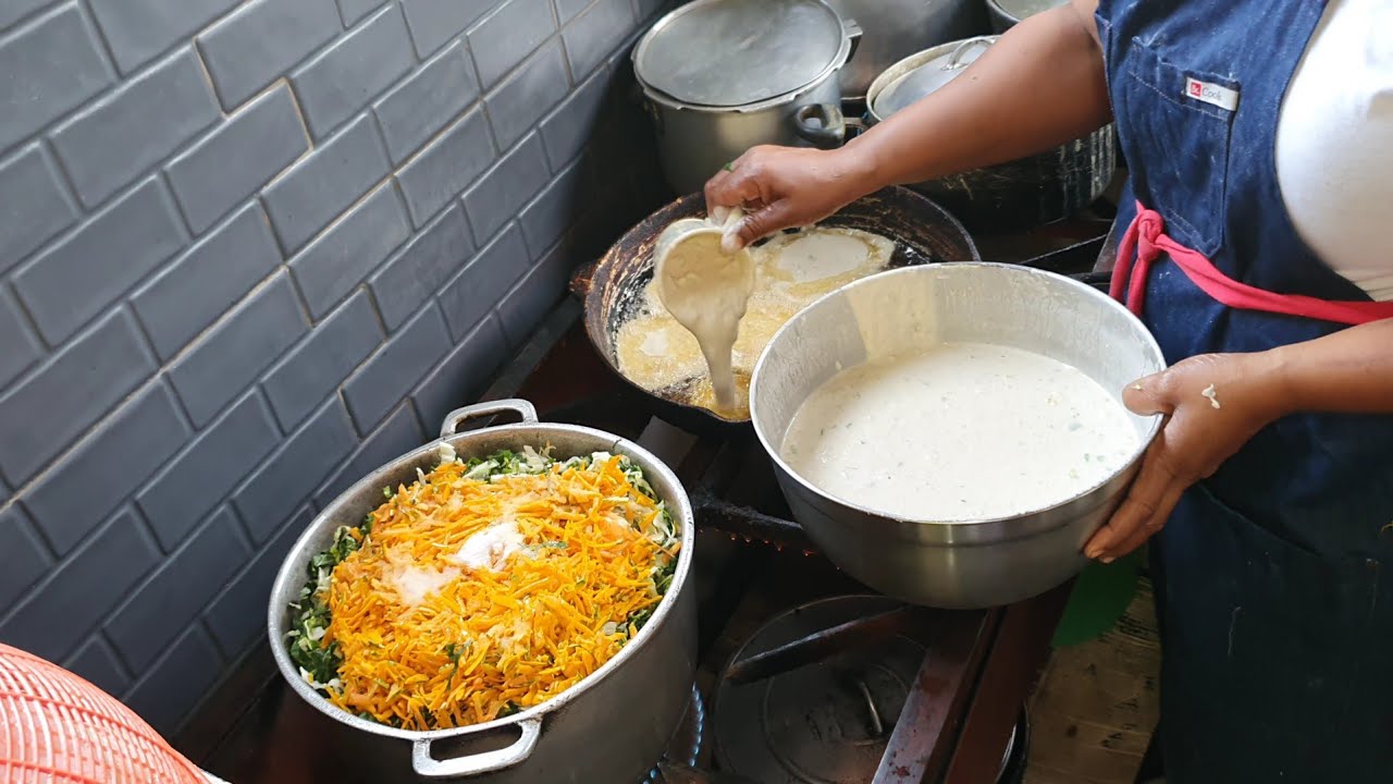 QUEEN of (Cho-Cho) & Saltfish Fritters!! 😱😱 Streetside Kitchen Jamaica ...
