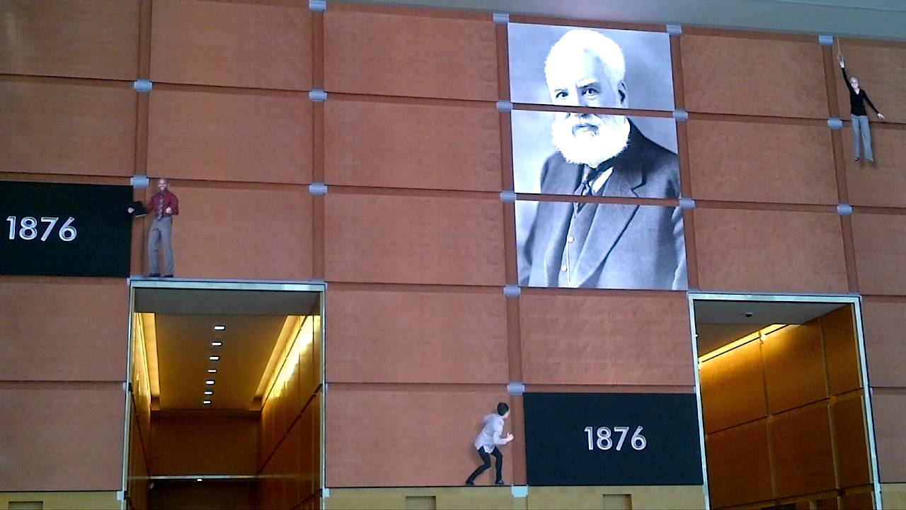 Comcast Center Philadelphia Lobby Display Show - YouTube