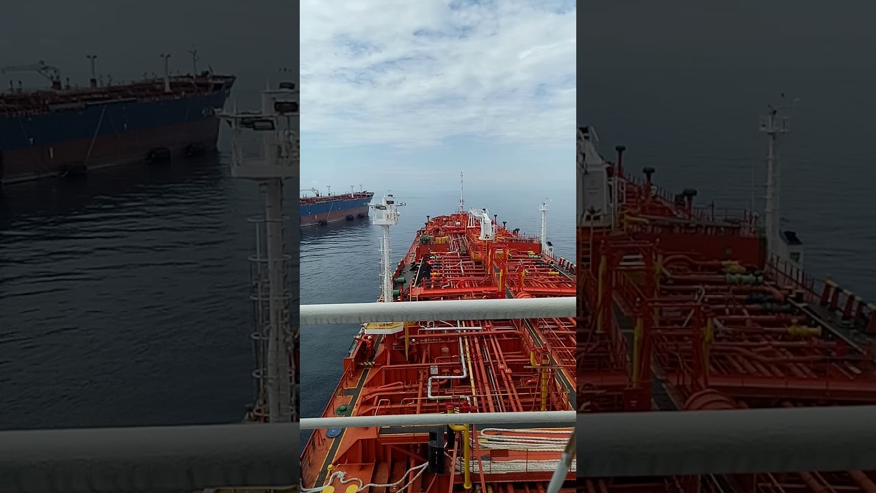 Ship to Ship MT.Fortune Glory XLI with MT.Prima Tangguh LVI @ Soechi ...