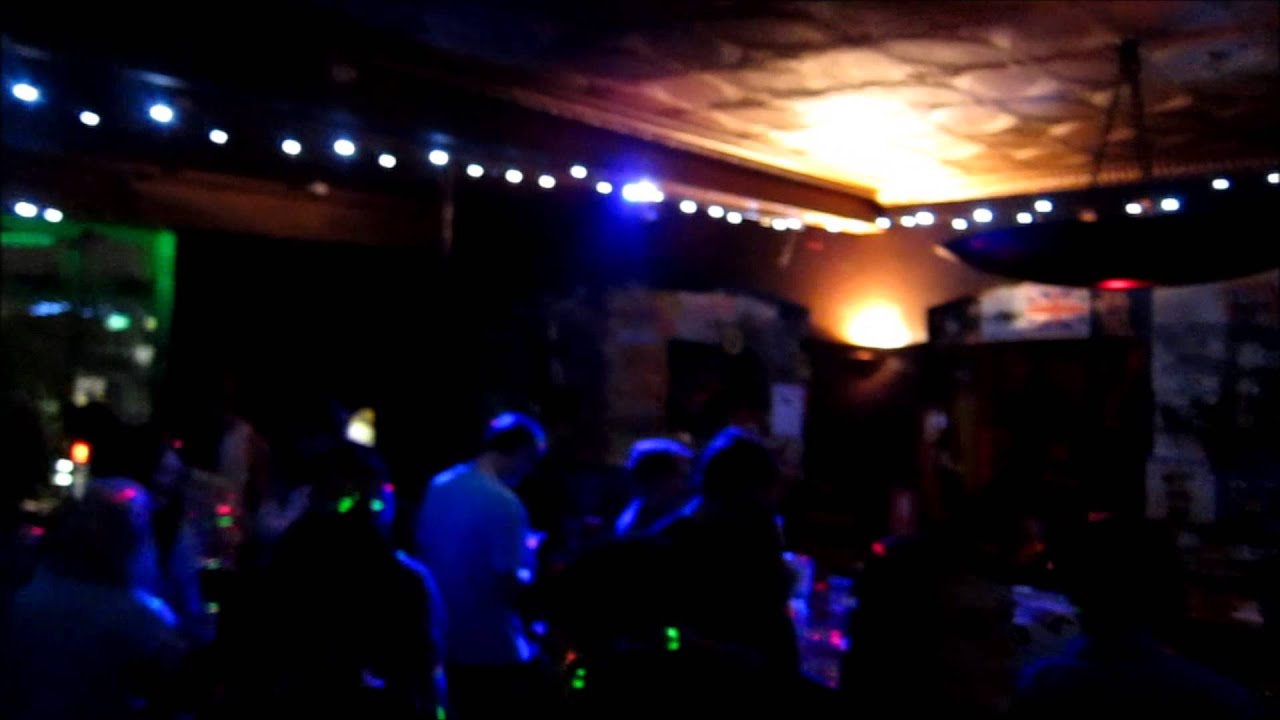 Hot Damn @ Q Bar - YouTube