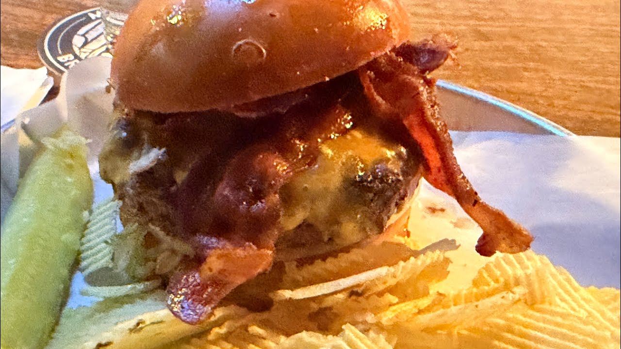 Thurman Cafe—Columbus, Ohio - YouTube