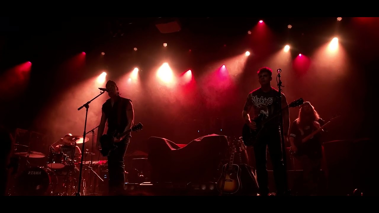 Riley Thomas - Cowboys Did Cocaine (Bogarts. Cincinnati OH 11/2/23 ...