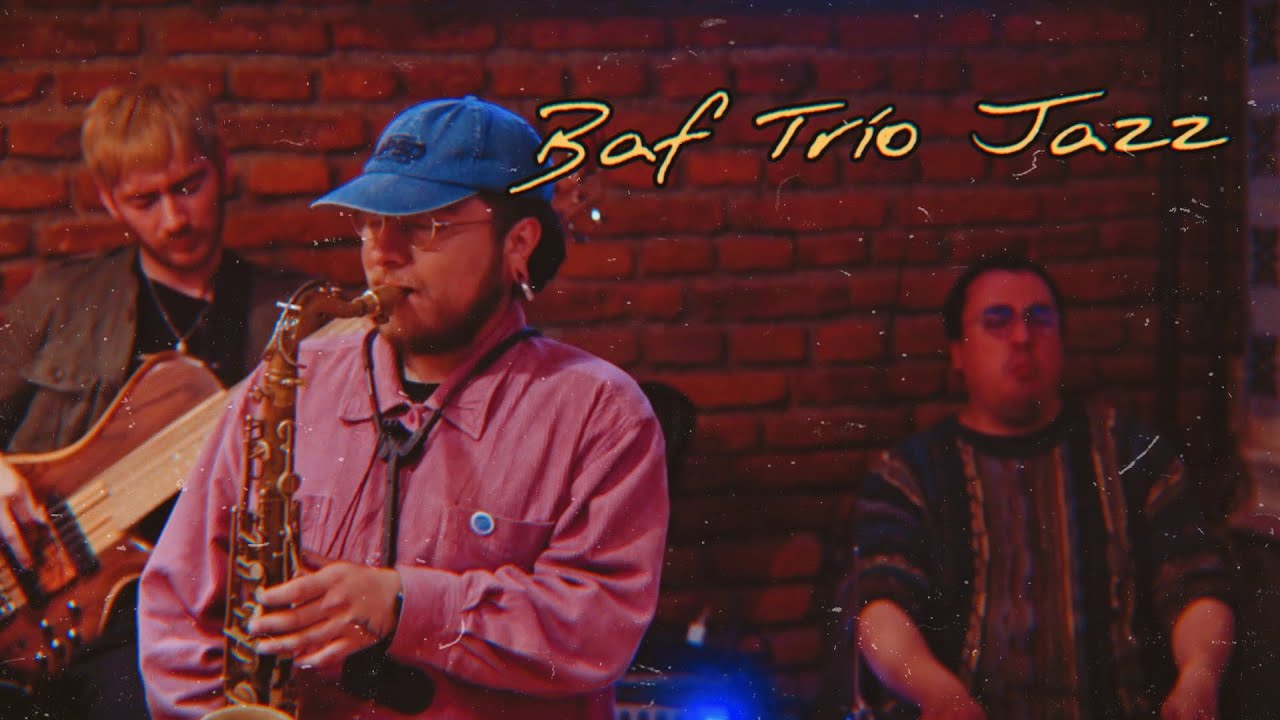 CRAZY RACE - BAF TRíO JAZZ. - YouTube