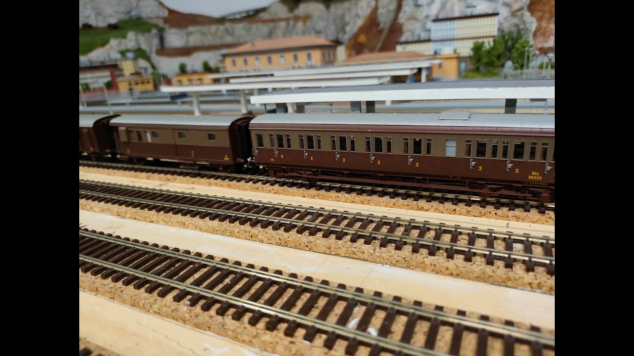 FS treno accelerato varie trazioni anno 1956 - YouTube