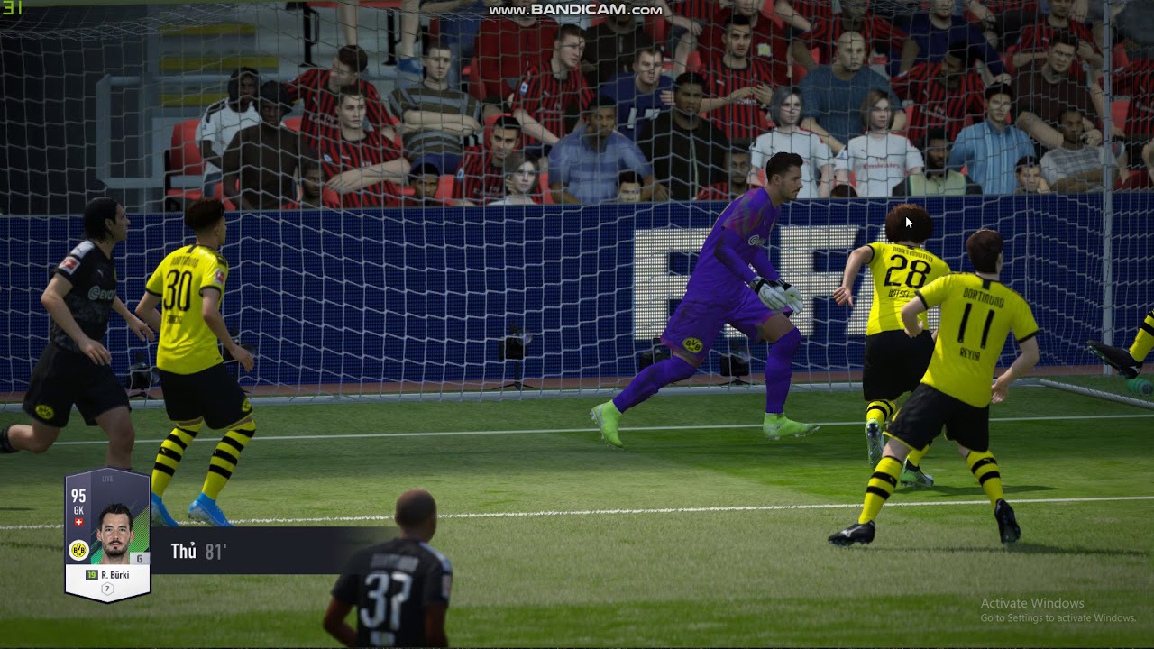 FO4 - Roman Burki, Great Save - YouTube