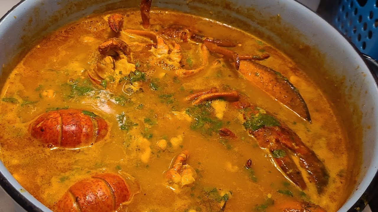 Sopa de marisco con leche de coco. #sopademariscos #mariscos # ...
