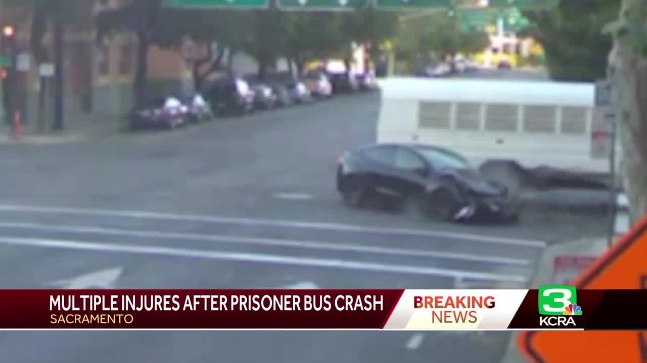 Prisoner Bus Crash: 19 hurt in crash; new video released that shows ...