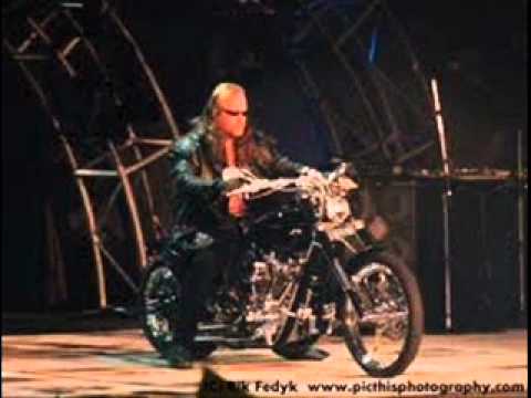The Undertaker Old Theme Song-Rollin - YouTube