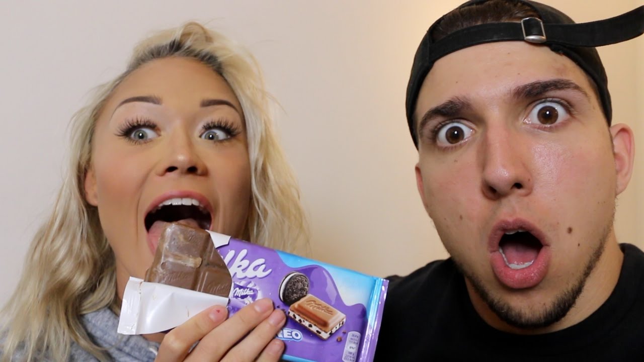 CHOCOLATE BAR FILLED WITH OREO CREAM!! - YouTube