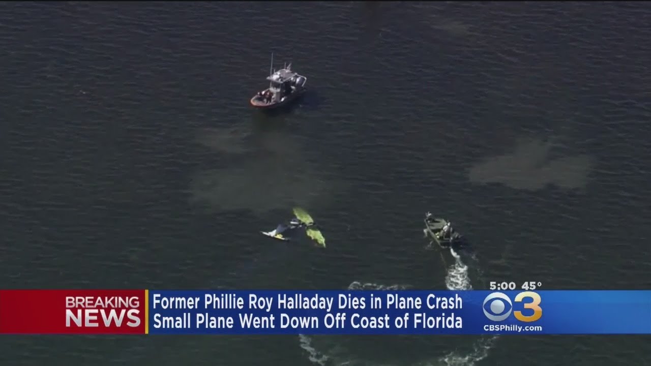 Roy Halladay Dies In Plane Crash In Gulf Of Mexico - YouTube