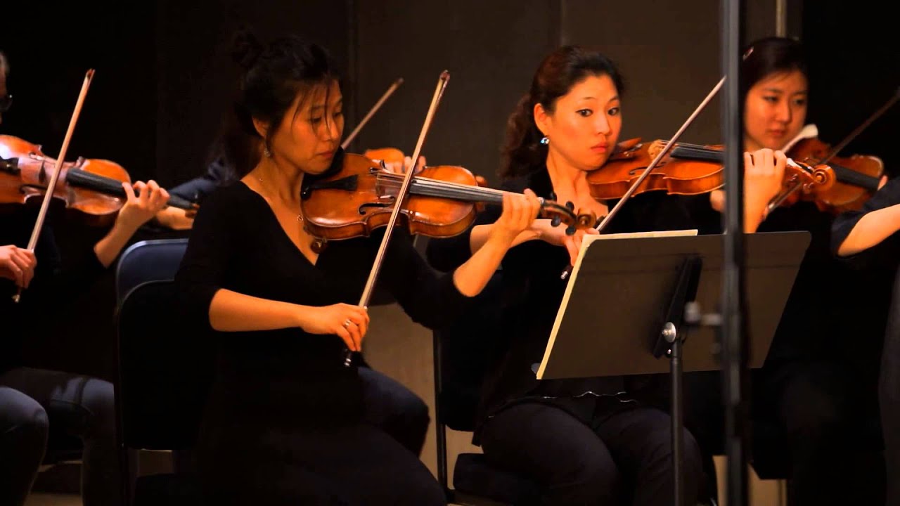 New York Classical Symphony Orchestra W.A Mozart Divertimento No 3 in F ...