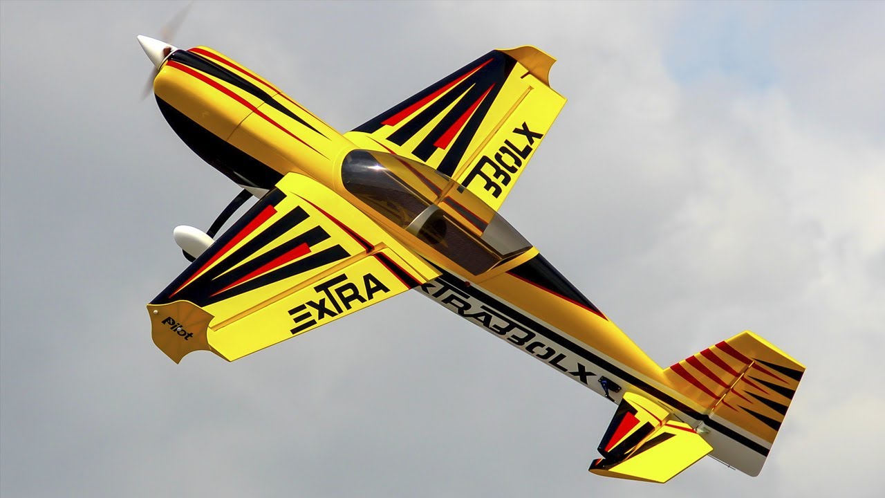 Pilot-RC: Extra 330LX – 78″ – 1.98m - YouTube