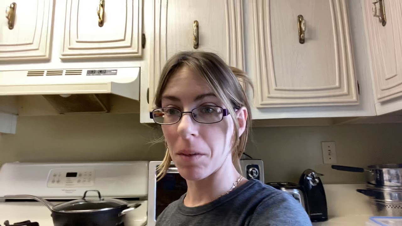 ASMR!!! Cleaning Vlog!! 🧽🧼🦠Scrubbing The Kitchen Cabinet’s!!! - YouTube