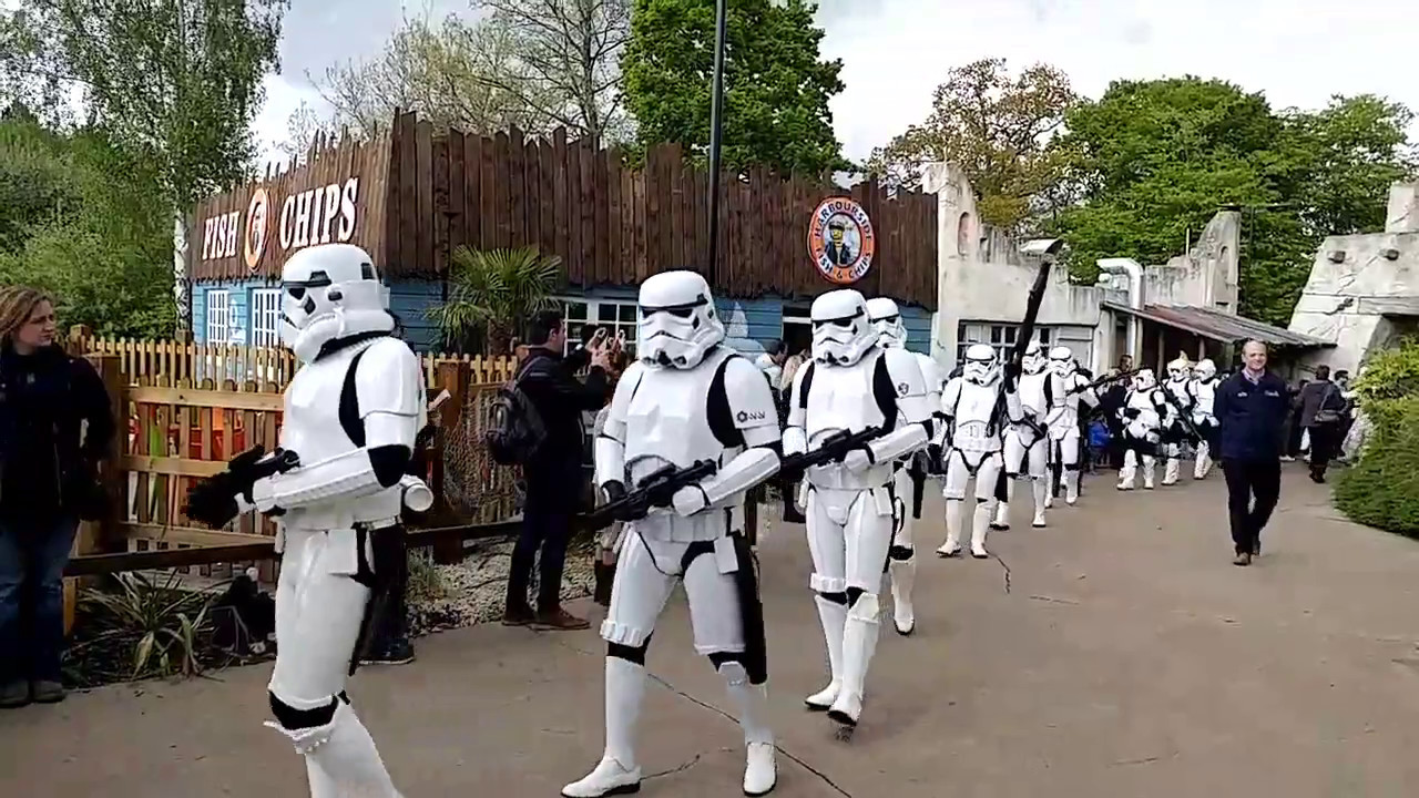 Legoland Star Wars Days. Characters Parade 2017 Legoland Windsor Star ...