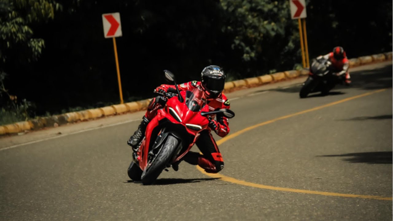 Troy Alberto Drops INSANE Wheelies on the V2 Panigale! 😱🔥Pt. 2 - YouTube