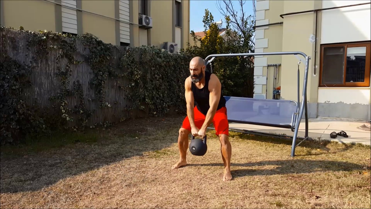 CrossFit WOD Kettlebell swing / Burpee - YouTube