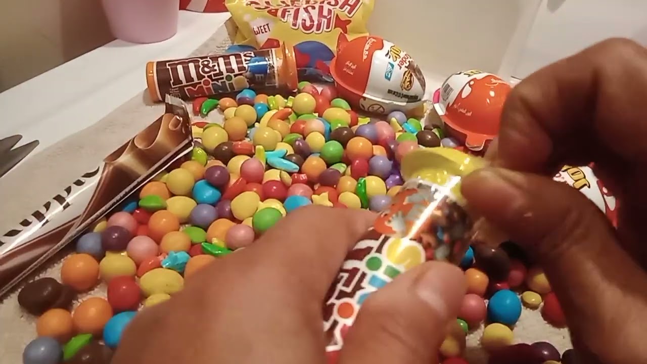 🌈🌈HOW TO OPEN M&M CHOCOLATE 🍭🍬 - YouTube