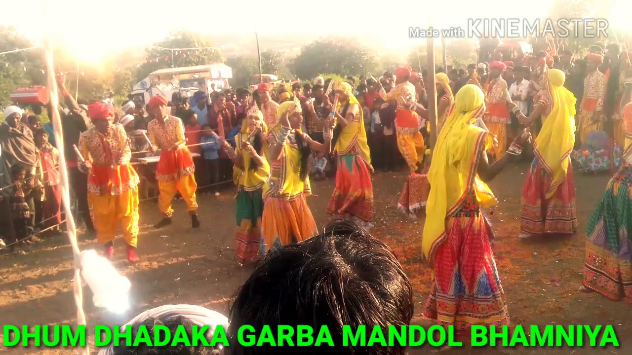 DHUM DHADAKA GARBA MANDOL BHAMNIYA SENDHWA - YouTube