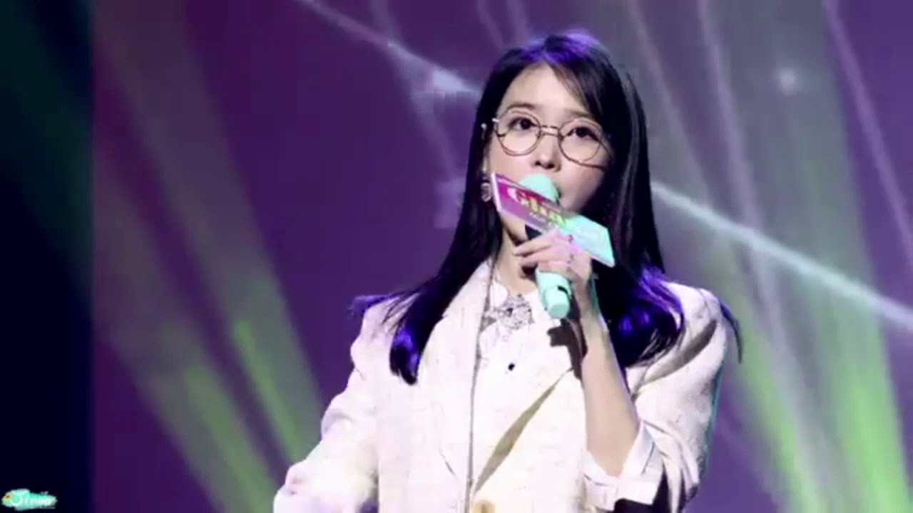 IU[아이유] Debut(2008) and Current(2019) Live Performance Comparison - YouTube