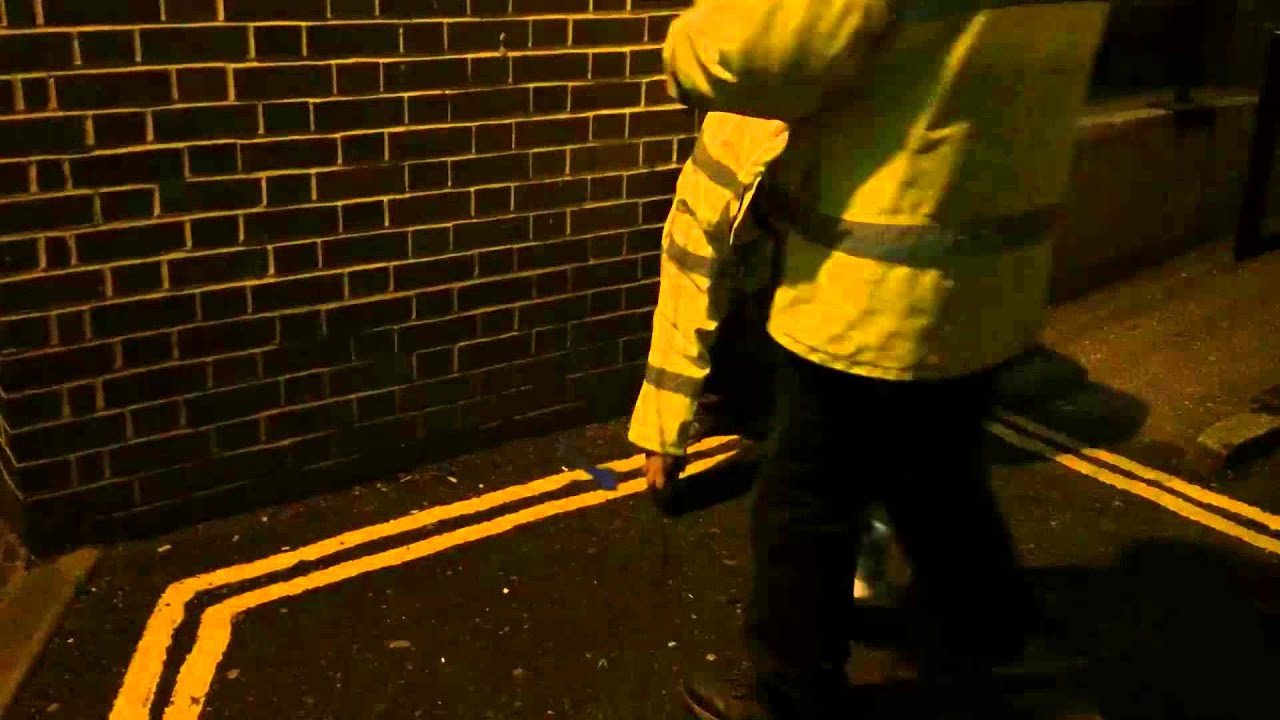 Using ground microphone to detect a water leak - YouTube