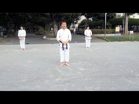 Unshu Kata - Performed by students of Harada Hyotaro Sensei - YouTube