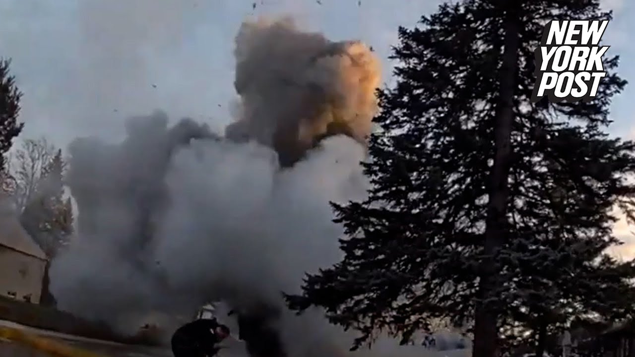 Garbage truck explosion shakes quiet Chicago suburb - YouTube