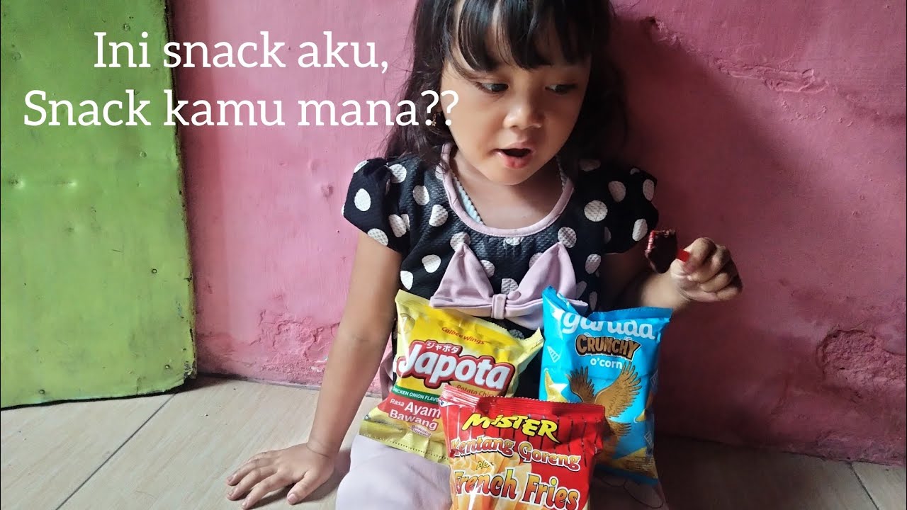 Makan snack serba 2000 @alipinpint1638 - YouTube