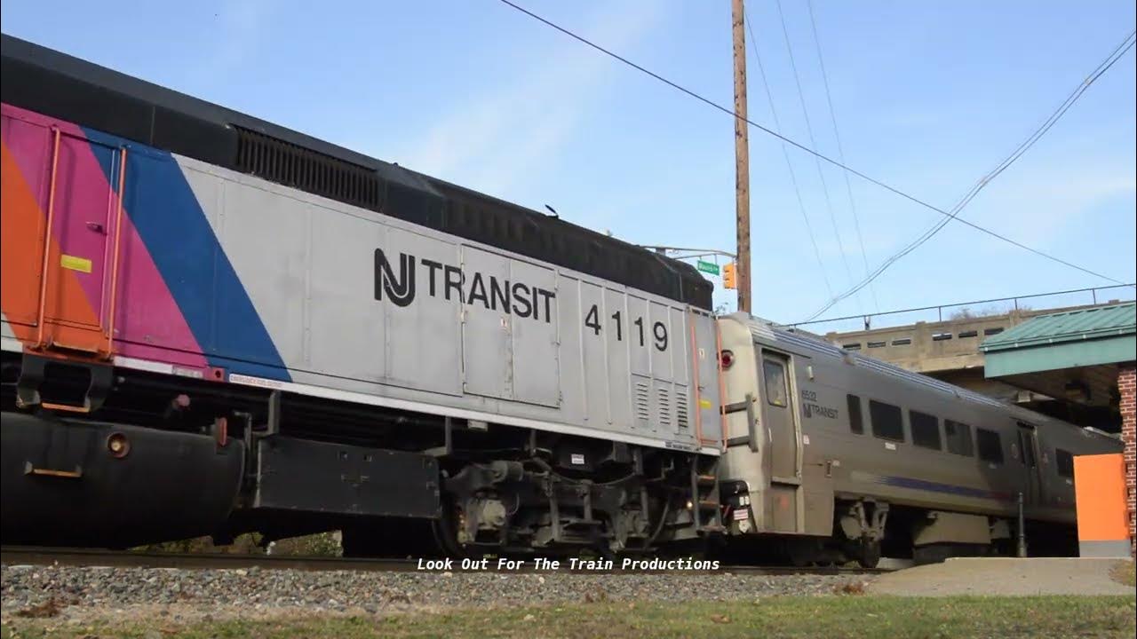 NJ Transit F40PH-2CAT Compilation - YouTube