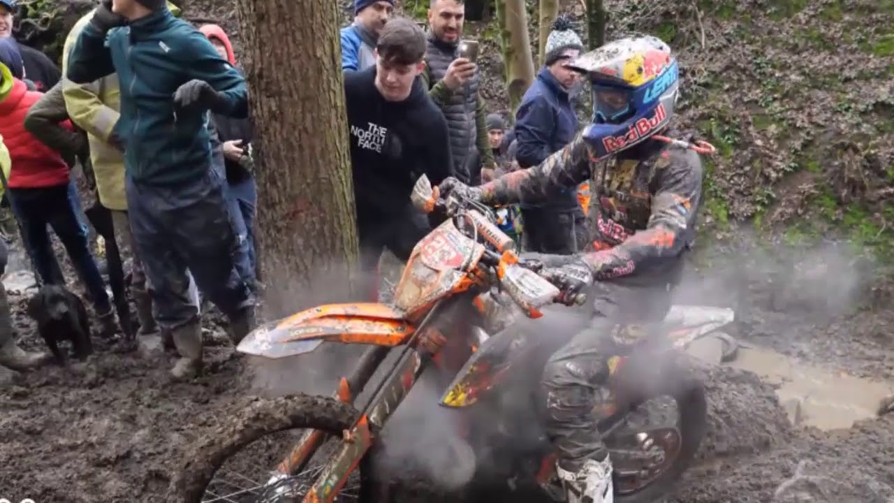 Factory AK 47 para enduro o motocross - YouTube
