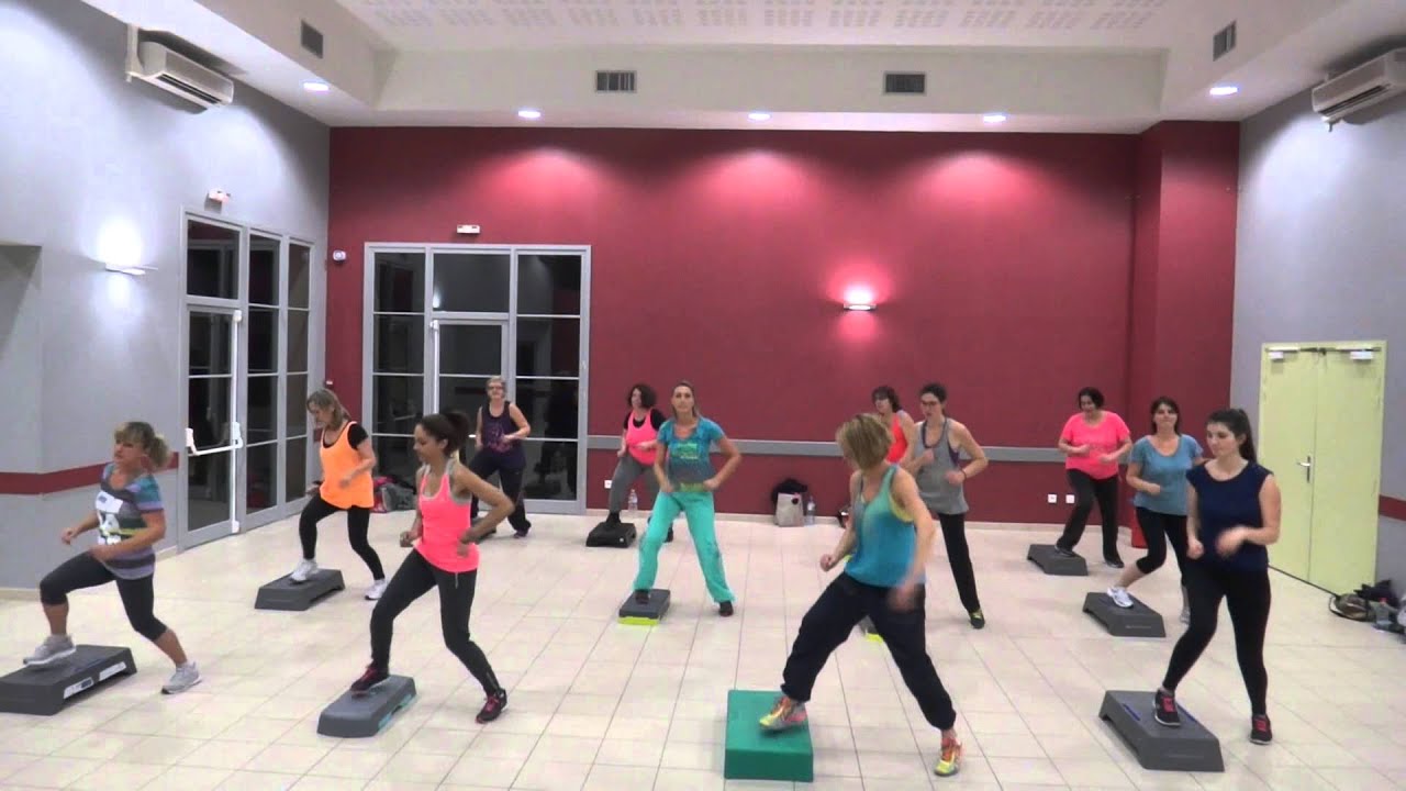 FIESTA - ZUMBA STEP workout- merengue - ZIN 50/celinecoach zumba oise ...