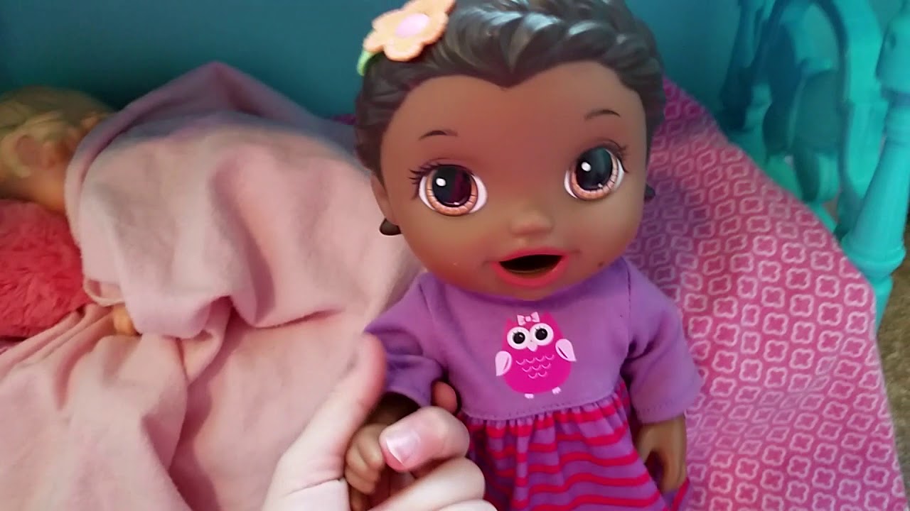 Baby Alive Elley Makes Lily and Riley eat slime - YouTube