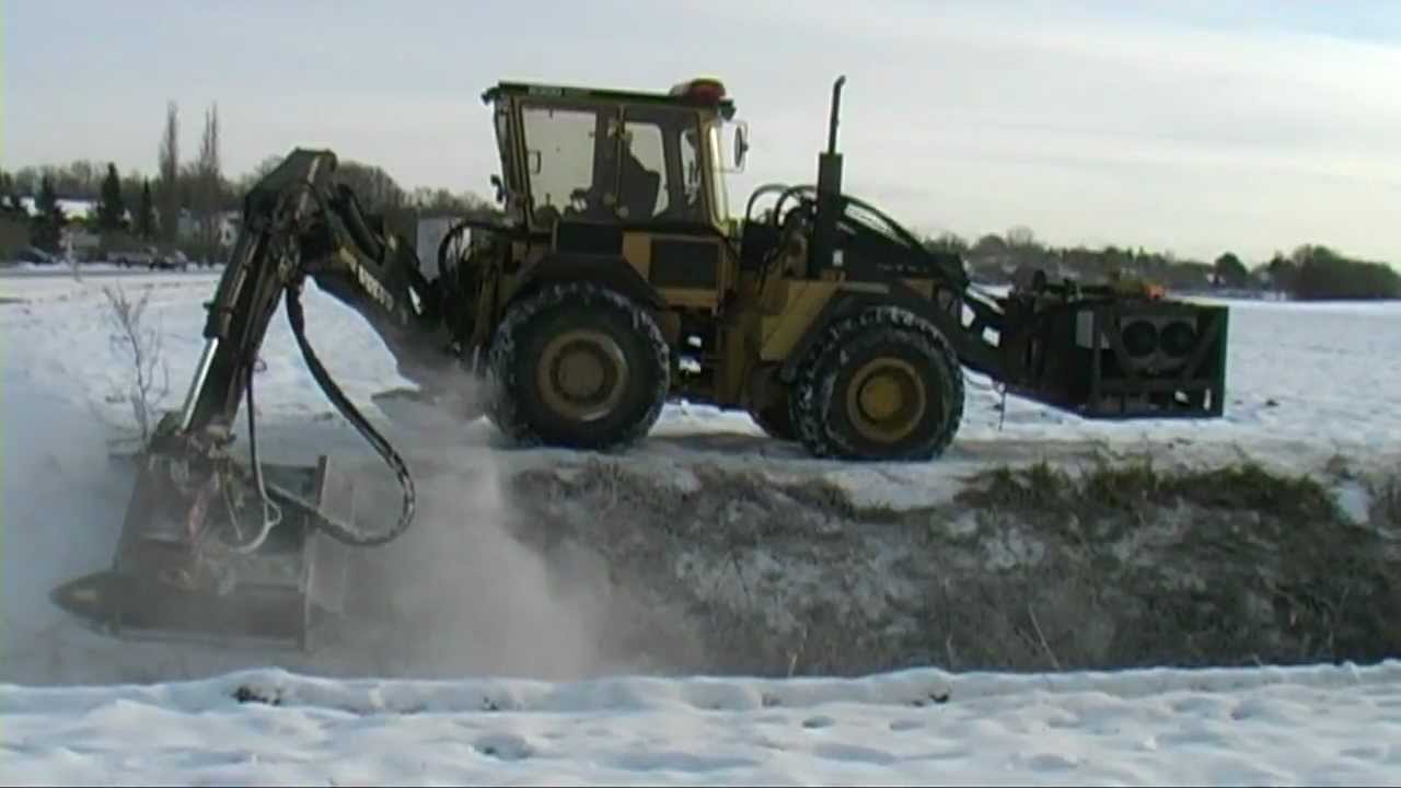 VOLVO BM 6300 backhoe for ditch cleaning 2013 - YouTube