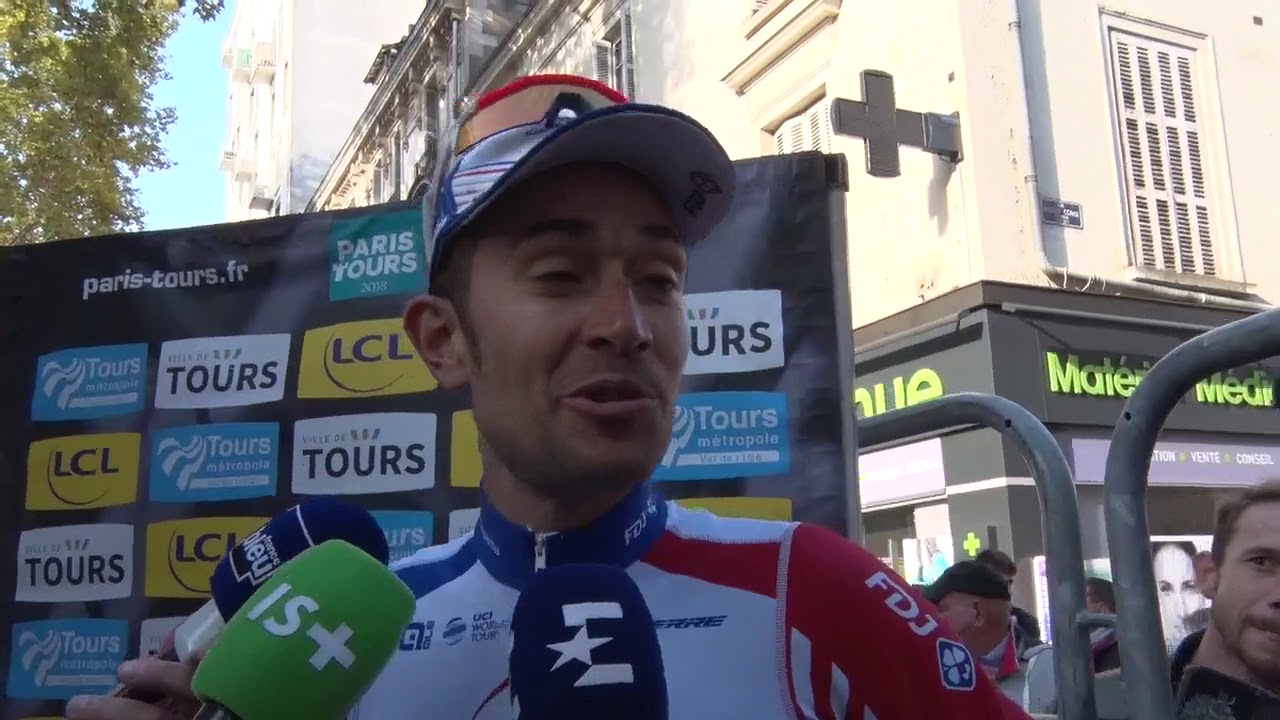 Jérémy Roy - interview d'arrivée - Paris-Tours 2018 - YouTube