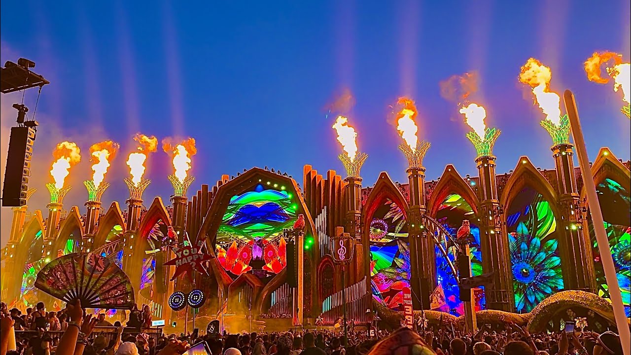 John Summit b2b Green Velvet Sunrise Set EDC Las Vegas 2024 Kinetic ...
