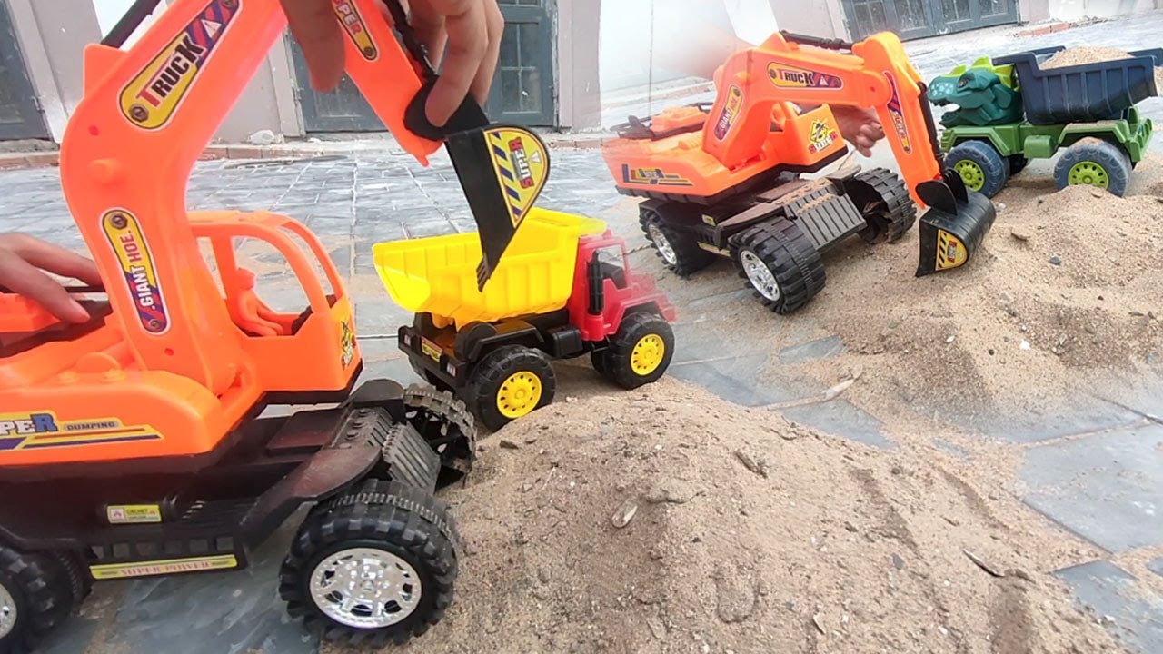Excavator Toy, Dump Truck Toys Loading and Unloading the Sand Soil ...