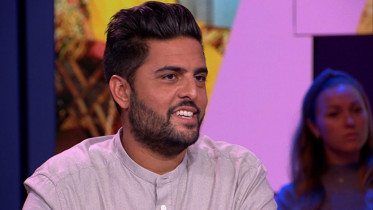 Literair debuut Haroon Ali - 'Half' - YouTube