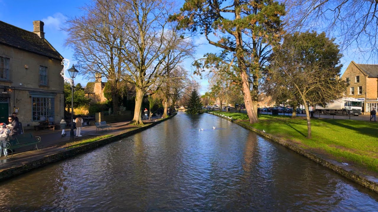 Bourton on the Water at Christmas: A Festive Cotswolds Village Walk ...