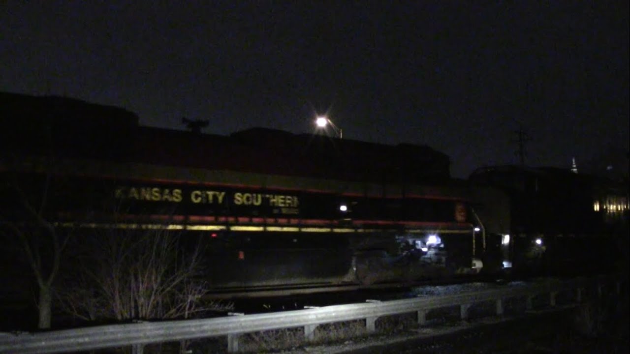Sweet Lash-up on CSX M641-09 (UP 9015, CSX 4553, KCSM 4138, and CSX ...