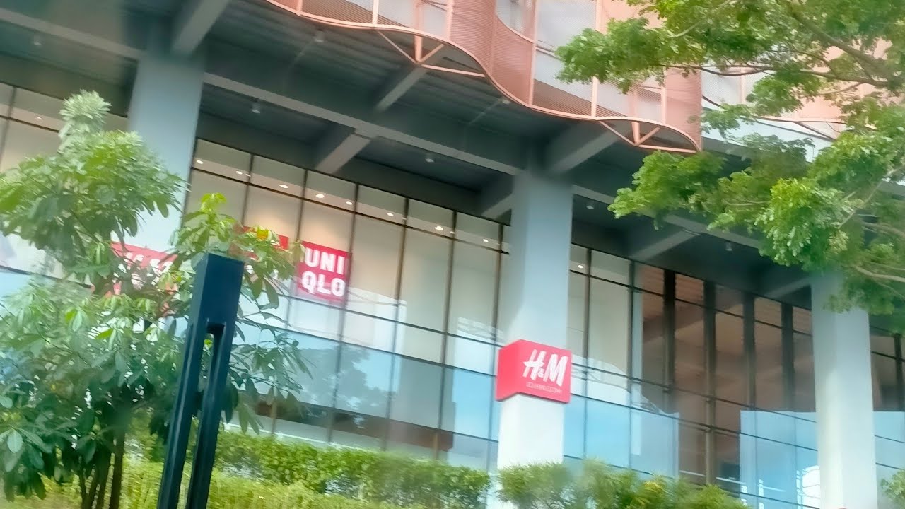 SUASANA MALL NIPAH MAKASSAR SULAWESI SELATAN - YouTube