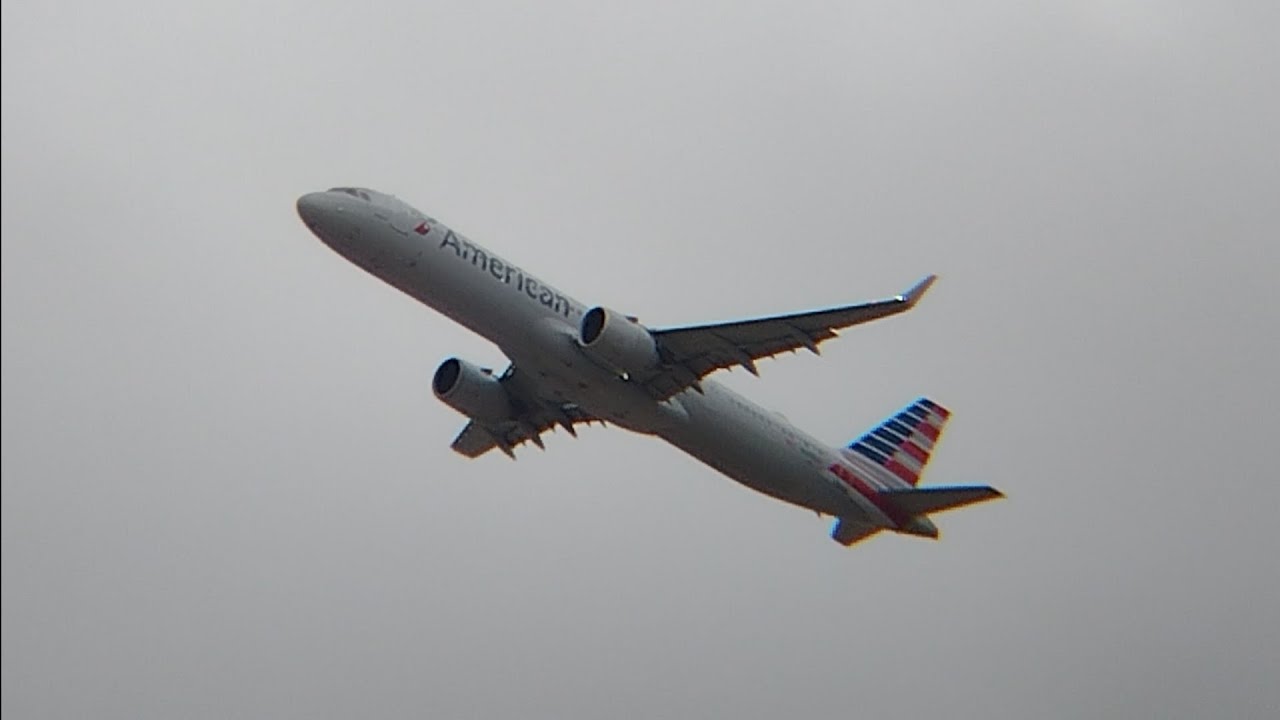 American Airlines Airbus A321-251NX N428AA AA1589 DFW-LAX - YouTube