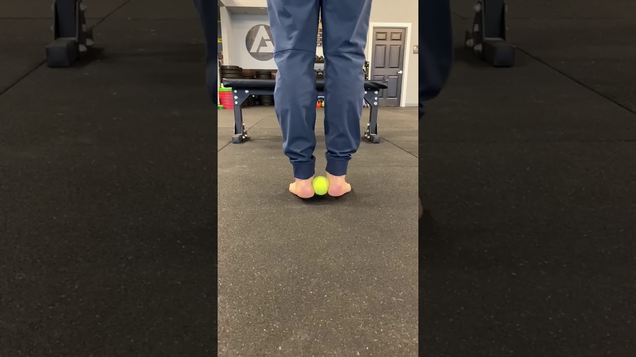 Calf Raise with ball squeeze - YouTube