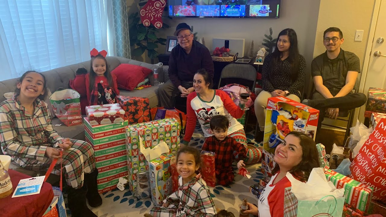 Christmas 2019 | Christmas Morning Family Memories 🎄 ️ - YouTube